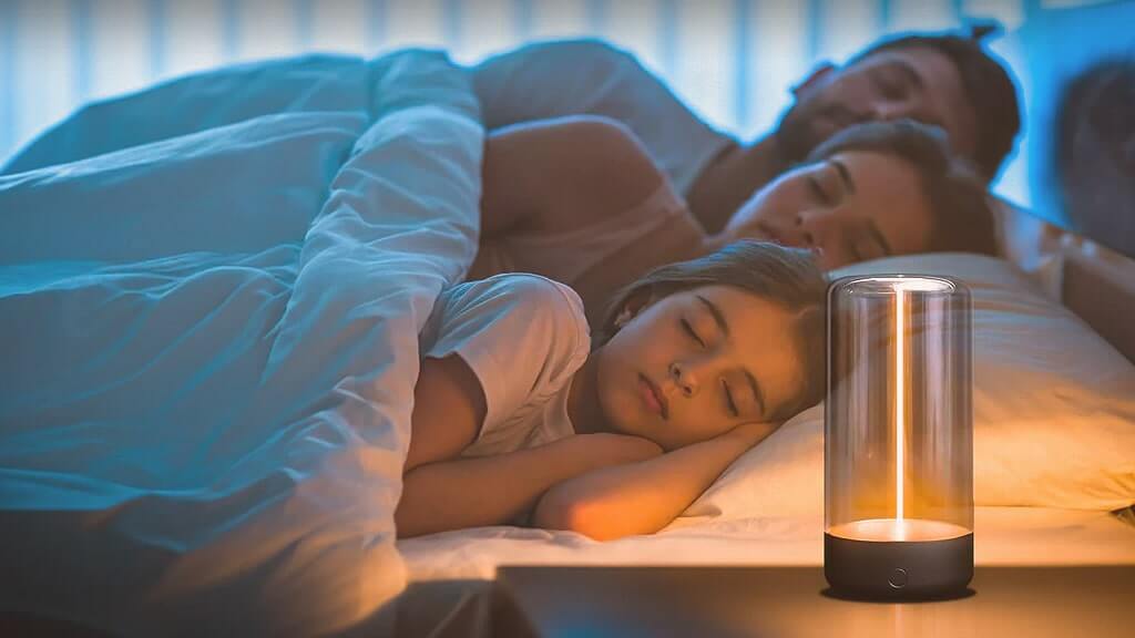 AUG Light Minimalistic Cordless LED Camping/Table Lamp: The Perfect Blend